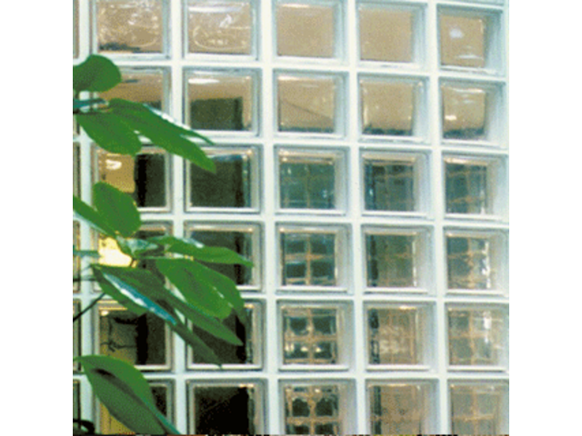 GROUTING GLASS BLOCK